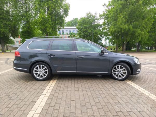 Volkswagen Passat B7 2012 in Jelgava, with an engine capacity of 2.00 L and mileage of 420 thousand km for 6200 €, photo 4 on AUTOMOTO.COM.LV
