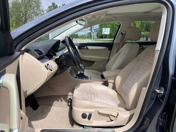 Volkswagen Passat B7 2012 in Riga, with an engine capacity of 2.00 L and mileage of 265 thousand km for 6750 €, photo 8 on AUTOMOTO.COM.LV