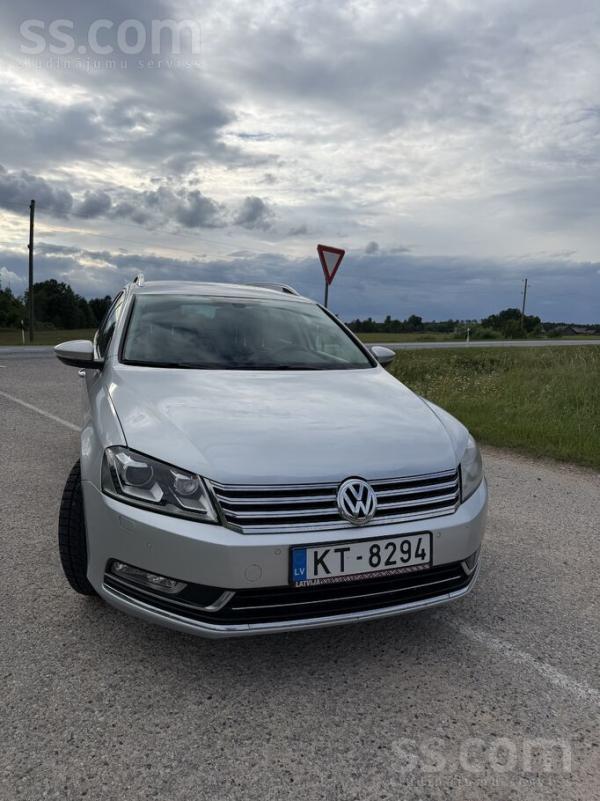 Volkswagen Passat B7 2012 in Ogre, with an engine capacity of 2.00 L and mileage of 225 thousand km for 5350 €, photo 2 on AUTOMOTO.COM.LV