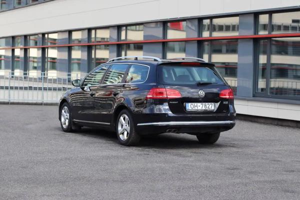 Volkswagen Passat B7 2012 in Riga, with an engine capacity of 2.00 L and mileage of 296 thousand km for 4480 €, photo 4 on AUTOMOTO.COM.LV
