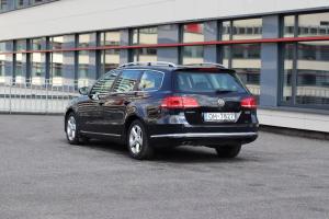 Volkswagen Passat B7 2012 Rīga, ar dzinēja tilpumu 2.00 L un nobraukumu 296 tūkst. km par 4480 €, foto 5 vietnē AUTOMOTO.COM.LV