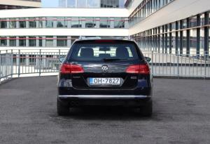 Volkswagen Passat B7 2012 Rīga, ar dzinēja tilpumu 2.00 L un nobraukumu 296 tūkst. km par 4480 €, foto 6 vietnē AUTOMOTO.COM.LV
