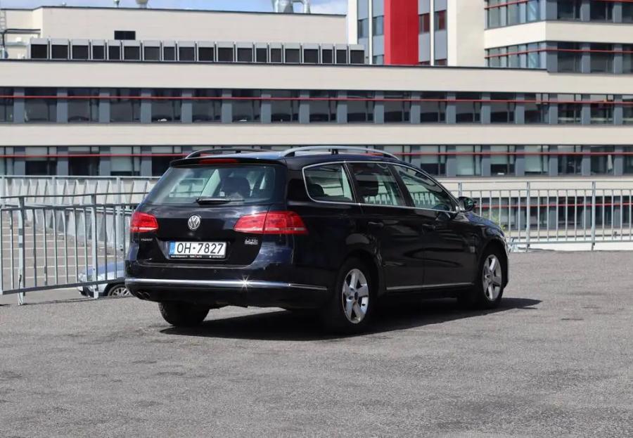 Volkswagen Passat B7 2012 Rīga, ar dzinēja tilpumu 2.00 L un nobraukumu 296 tūkst. km par 4480 €, foto 7 vietnē AUTOMOTO.COM.LV