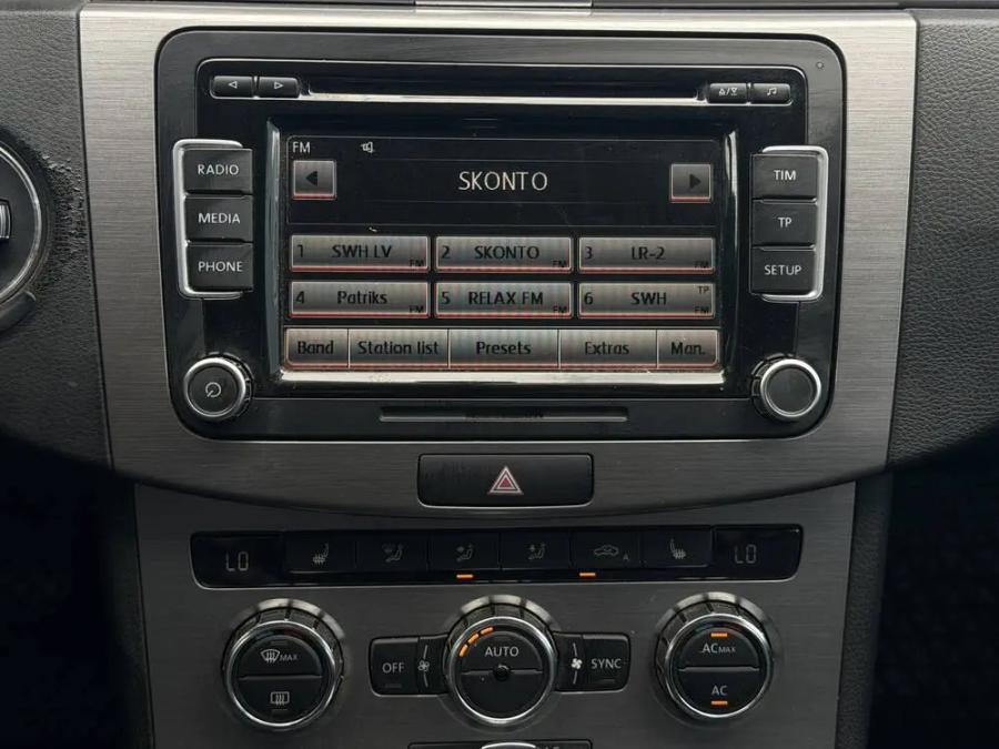 Volkswagen Passat B7 2012 Rīga, ar dzinēja tilpumu 2.00 L un nobraukumu 296 tūkst. km par 4480 €, foto 14 vietnē AUTOMOTO.COM.LV