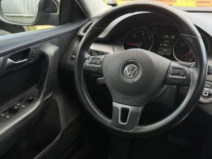 Volkswagen Passat B7 2012 Rīga, ar dzinēja tilpumu 2.00 L un nobraukumu 296 tūkst. km par 4480 €, foto 15 vietnē AUTOMOTO.COM.LV