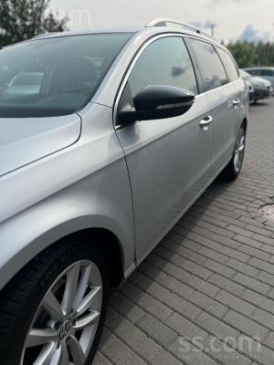 Volkswagen Passat B7 2014 in Jelgava, with an engine capacity of 2.00 L and mileage of 271 thousand km for 2150 €, photo 3 on AUTOMOTO.COM.LV