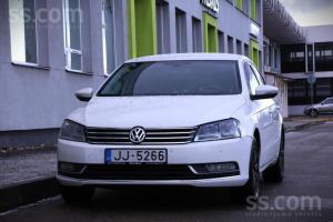 Balts Volkswagen Passat B7 2011 Rīga, ar dzinēja tilpumu 1.60 L un nobraukumu 261 tūkst. km par 4495 €, foto  vietnē AUTOMOTO.COM.LV