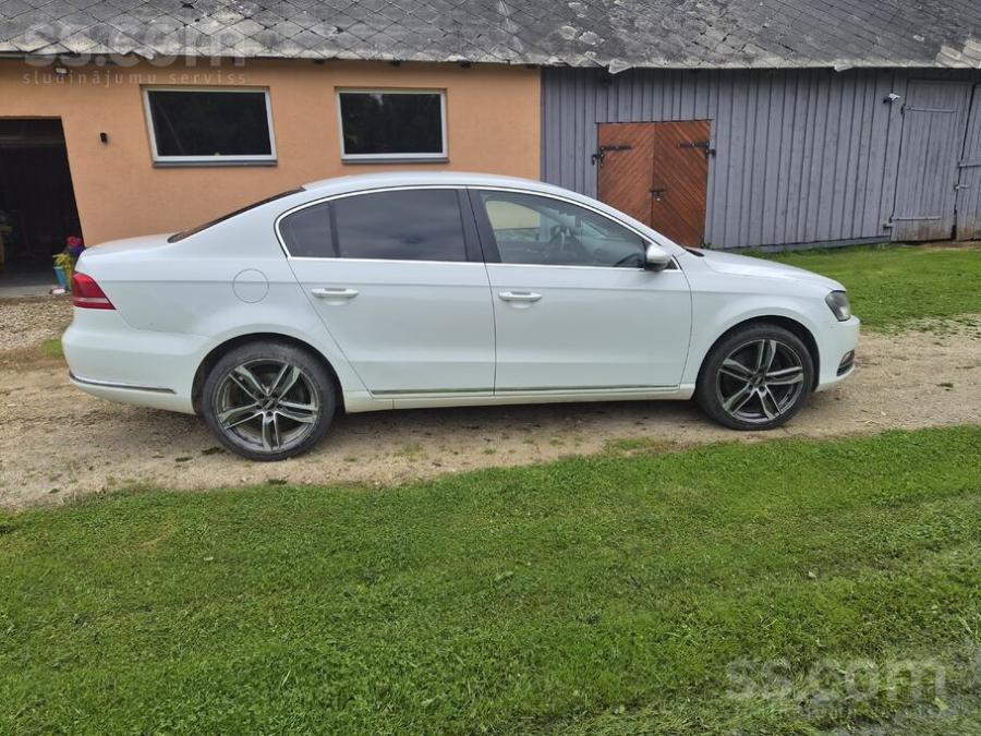 Balts Volkswagen Passat B7 2011 Jēkabpils, ar dzinēja tilpumu 1.60 L un nobraukumu 270 tūkst. km par 2999 €, foto 10 vietnē AUTOMOTO.COM.LV