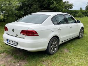 Balts Volkswagen Passat B7 2011 Gulbene, ar dzinēja tilpumu 1.60 L un nobraukumu 353 tūkst. km par 4350 €, foto 14 vietnē AUTOMOTO.COM.LV