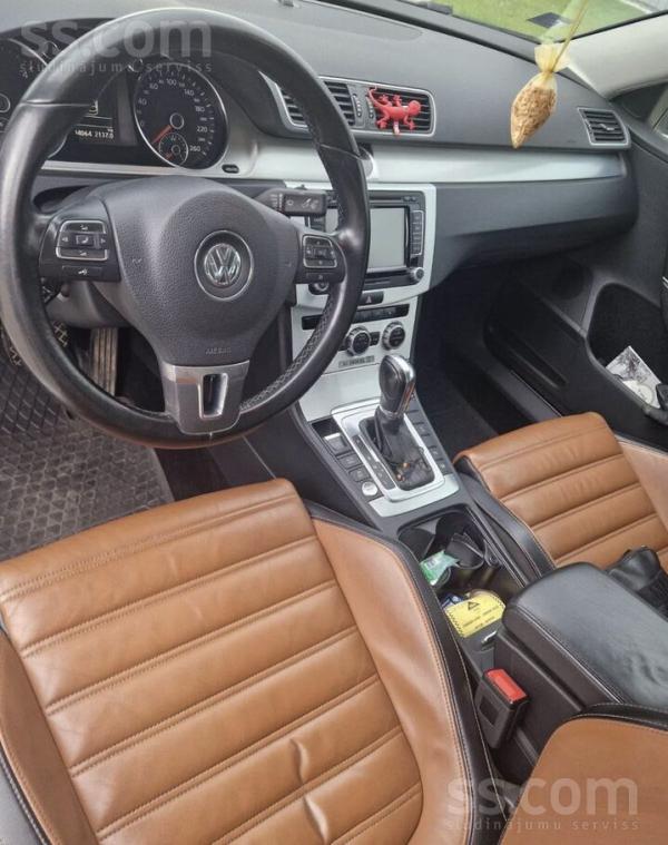 White Volkswagen Passat B7 2013 in Riga, with an engine capacity of 2.00 L and mileage of 213 thousand km for 7000 €, photo 8 on AUTOMOTO.COM.LV