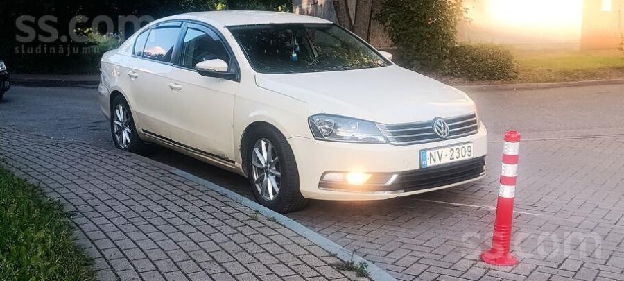 Balts Volkswagen Passat B7 2013 Rīga, ar dzinēja tilpumu 1.60 L un nobraukumu 361 tūkst. km par 1800 €, foto 3 vietnē AUTOMOTO.COM.LV