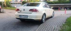 Balts Volkswagen Passat B7 2013 Rīga, ar dzinēja tilpumu 1.60 L un nobraukumu 361 tūkst. km par 1800 €, foto 4 vietnē AUTOMOTO.COM.LV