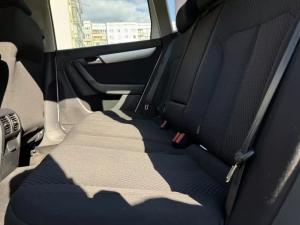 White Volkswagen Passat B7 2011 in Riga, with an engine capacity of 2.00 L and mileage of 345 thousand km for 4190 €, photo 15 on AUTOMOTO.COM.LV