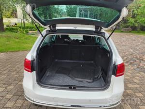 Balts Volkswagen Passat B7 2011 Rīga, ar dzinēja tilpumu 2.00 L un nobraukumu 378 tūkst. km par 3750 €, foto 6 vietnē AUTOMOTO.COM.LV