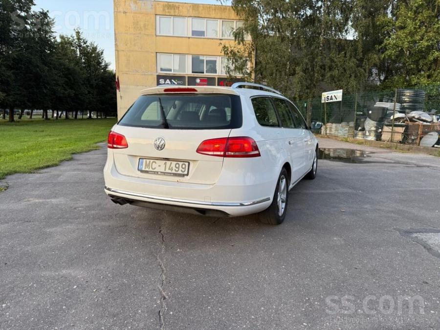 Balts Volkswagen Passat B7 2012 Rīga, ar dzinēja tilpumu 2.00 L un nobraukumu 640 tūkst. km par 2400 €, foto 4 vietnē AUTOMOTO.COM.LV