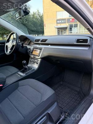Balts Volkswagen Passat B7 2012 Rīga, ar dzinēja tilpumu 2.00 L un nobraukumu 640 tūkst. km par 2400 €, foto 7 vietnē AUTOMOTO.COM.LV