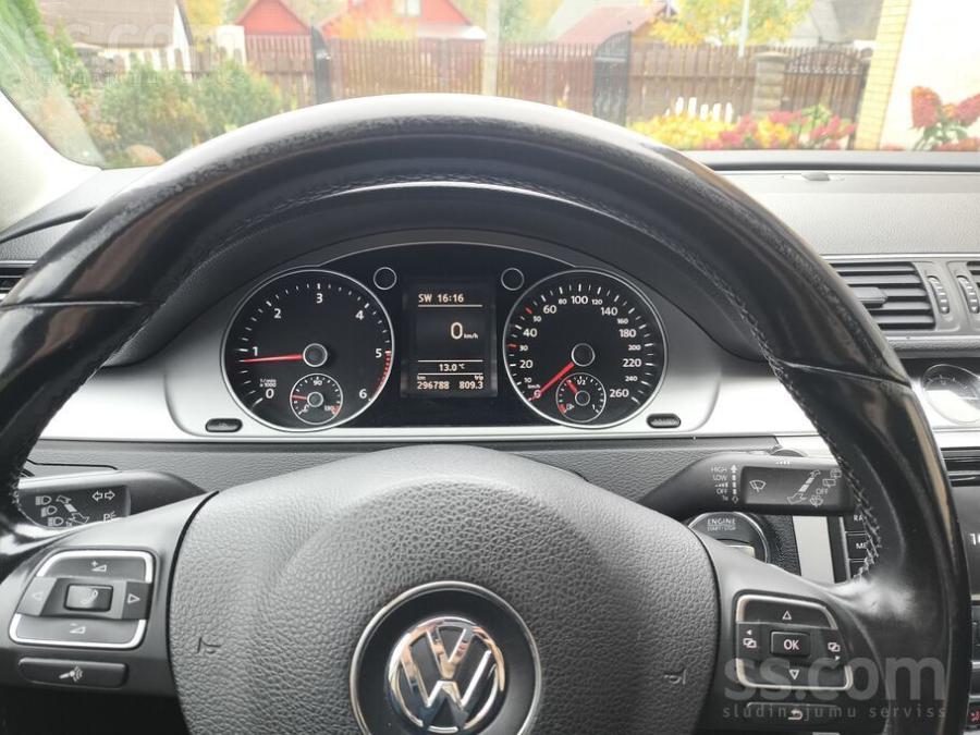 White Volkswagen Passat B7 2012 in Preili, with an engine capacity of 2.00 L and mileage of 297 thousand km for 6500 €, photo 18 on AUTOMOTO.COM.LV
