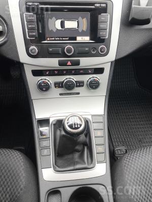 White Volkswagen Passat B7 2012 in Preili, with an engine capacity of 2.00 L and mileage of 297 thousand km for 6500 €, photo 19 on AUTOMOTO.COM.LV