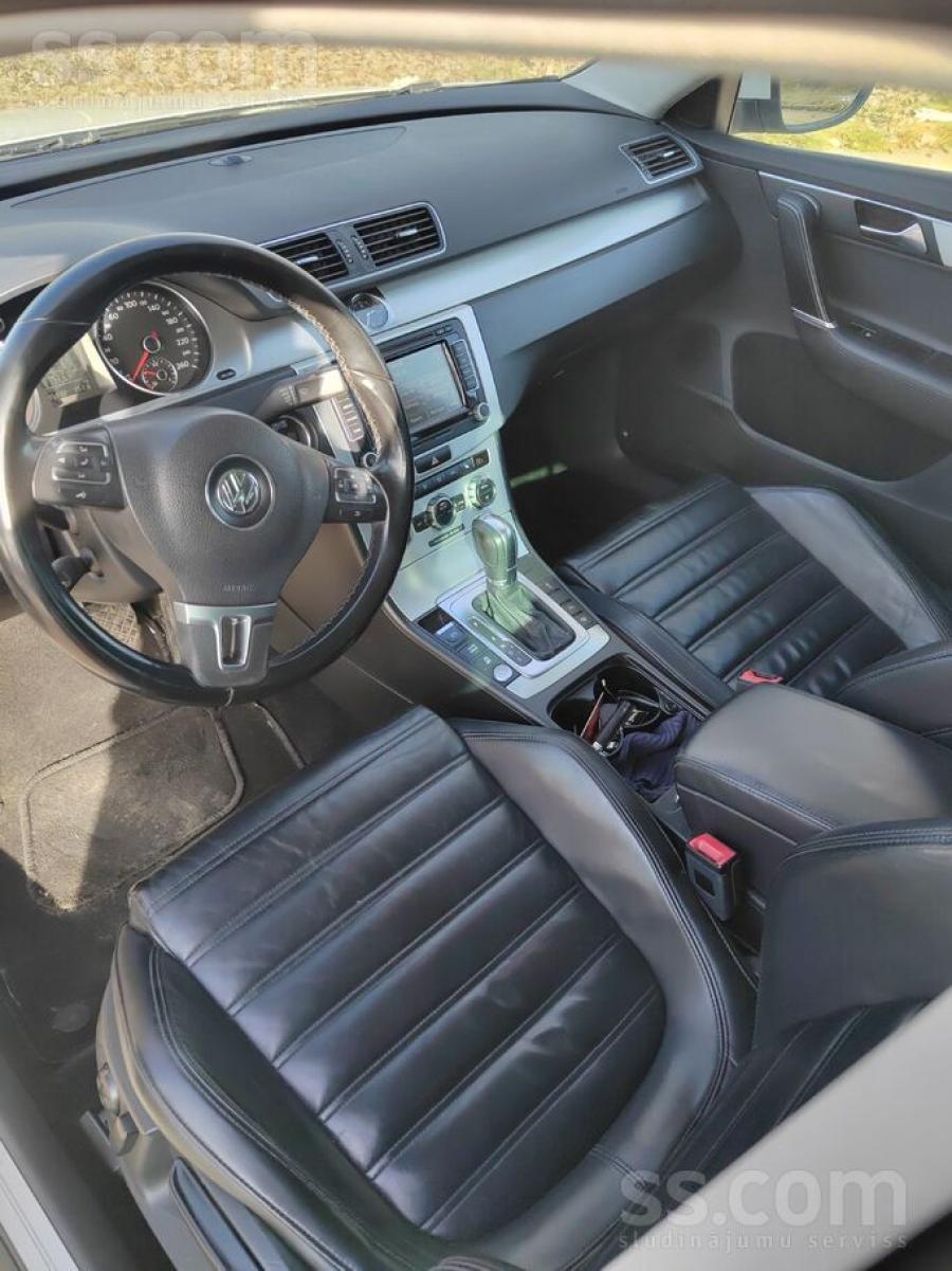 Balts Volkswagen Passat B7 2013 Rīga, ar dzinēja tilpumu 2.00 L un nobraukumu 295 tūkst. km par 5300 €, foto 7 vietnē AUTOMOTO.COM.LV
