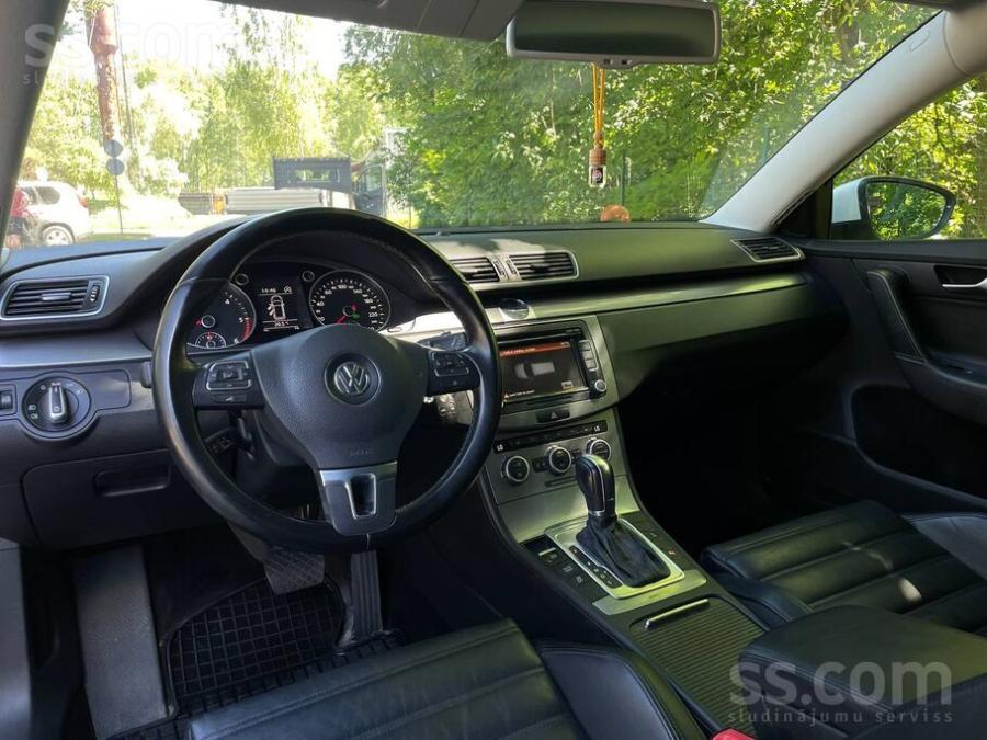 Balts Volkswagen Passat B7 2013 Rīga, ar dzinēja tilpumu 2.00 L un nobraukumu 267 tūkst. km par 6950 €, foto 13 vietnē AUTOMOTO.COM.LV