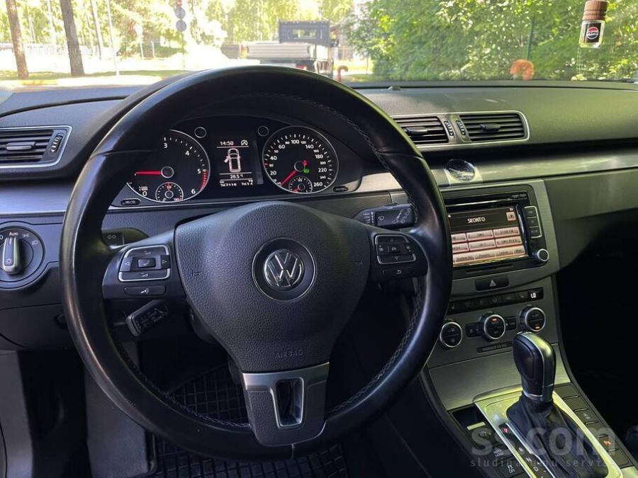 Balts Volkswagen Passat B7 2013 Rīga, ar dzinēja tilpumu 2.00 L un nobraukumu 267 tūkst. km par 6950 €, foto 14 vietnē AUTOMOTO.COM.LV