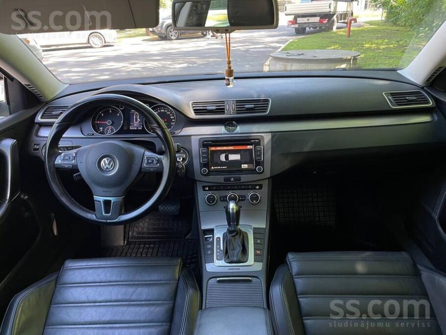 Balts Volkswagen Passat B7 2013 Rīga, ar dzinēja tilpumu 2.00 L un nobraukumu 267 tūkst. km par 6950 €, foto 21 vietnē AUTOMOTO.COM.LV