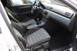 Balts Volkswagen Passat B7 2013 Rīga, ar dzinēja tilpumu 1.60 L un nobraukumu 205 tūkst. km par 7200 €, foto 9 vietnē AUTOMOTO.COM.LV