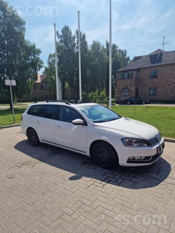 Balts Volkswagen Passat B7 2013 Talsi, ar dzinēja tilpumu 1.60 L un nobraukumu 270 tūkst. km par 5700 €, foto 2 vietnē AUTOMOTO.COM.LV