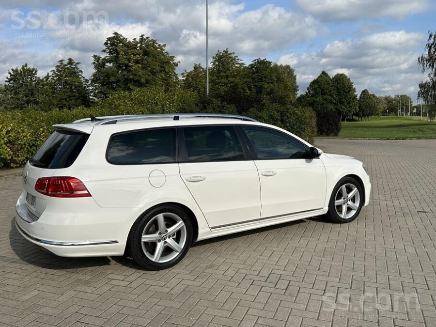 White Volkswagen Passat B7 2013 in Riga, with an engine capacity of 2.00 L and mileage of 280 thousand km for 3900 €, photo 5 on AUTOMOTO.COM.LV