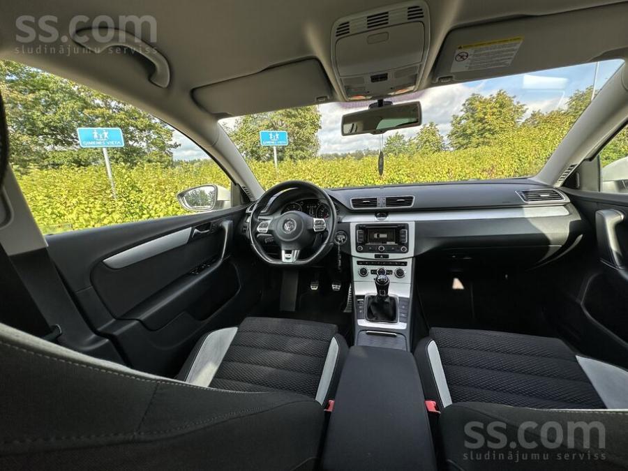 White Volkswagen Passat B7 2013 in Riga, with an engine capacity of 2.00 L and mileage of 280 thousand km for 3900 €, photo 7 on AUTOMOTO.COM.LV