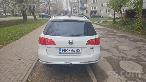 White Volkswagen Passat B7 2014 in Jelgava, with an engine capacity of 2.00 L and mileage of 350 thousand km for 10000 €, photo 2 on AUTOMOTO.COM.LV
