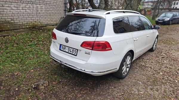 White Volkswagen Passat B7 2014 in Jelgava, with an engine capacity of 2.00 L and mileage of 350 thousand km for 10000 €, photo 5 on AUTOMOTO.COM.LV
