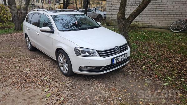 White Volkswagen Passat B7 2014 in Jelgava, with an engine capacity of 2.00 L and mileage of 350 thousand km for 10000 €, photo 8 on AUTOMOTO.COM.LV