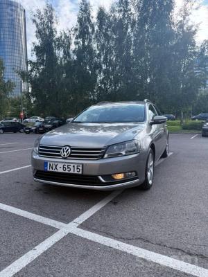 Yellow Volkswagen Passat B7 2013 in Riga, with an engine capacity of 2.00 L and mileage of 0 thousand km for 4700 €, photo  on AUTOMOTO.COM.LV