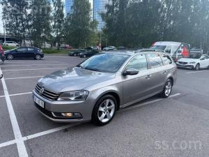Yellow Volkswagen Passat B7 2013 in Riga, with an engine capacity of 2.00 L and mileage of 0 thousand km for 4700 €, photo 4 on AUTOMOTO.COM.LV