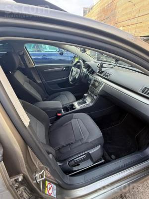 Yellow Volkswagen Passat B7 2013 in Riga, with an engine capacity of 2.00 L and mileage of 0 thousand km for 4700 €, photo 8 on AUTOMOTO.COM.LV