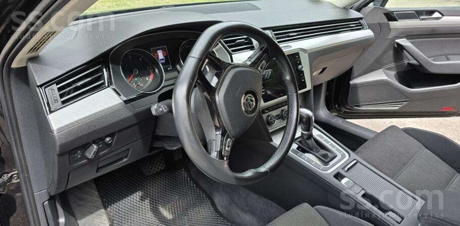 Melns Volkswagen Passat B8 2018 Liepāja, ar dzinēja tilpumu 2.00 L un nobraukumu 240 tūkst. km par 19900 €, foto 3 vietnē AUTOMOTO.COM.LV