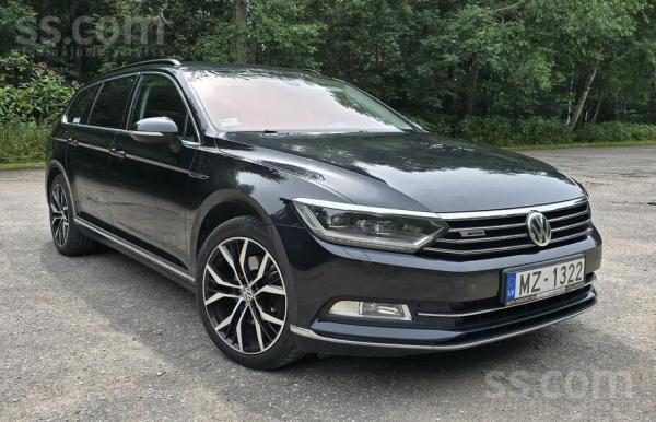Black Volkswagen Passat B8 2018 in Liepaja, with an engine capacity of 2.00 L and mileage of 240 thousand km for 19900 €, photo 6 on AUTOMOTO.COM.LV
