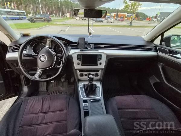 Black Volkswagen Passat B8 2015 in Riga, with an engine capacity of 2.00 L and mileage of 465 thousand km for 5300 €, photo 8 on AUTOMOTO.COM.LV