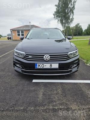 Black Volkswagen Passat B8 2016 in Ogre, with an engine capacity of 2.00 L and mileage of 278 thousand km for 12900 €, photo 5 on AUTOMOTO.COM.LV