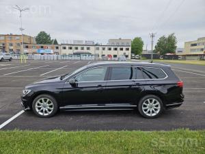 Black Volkswagen Passat B8 2016 in Ogre, with an engine capacity of 2.00 L and mileage of 278 thousand km for 12900 €, photo 7 on AUTOMOTO.COM.LV
