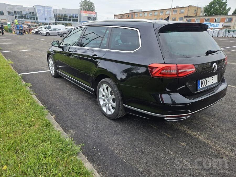 Black Volkswagen Passat B8 2016 in Ogre, with an engine capacity of 2.00 L and mileage of 278 thousand km for 12900 €, photo 10 on AUTOMOTO.COM.LV