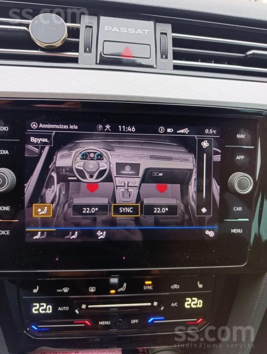 Black Volkswagen Passat B8 2022 in Riga, with an engine capacity of 2.00 L and mileage of 183 thousand km for 15470 €, photo 9 on AUTOMOTO.COM.LV