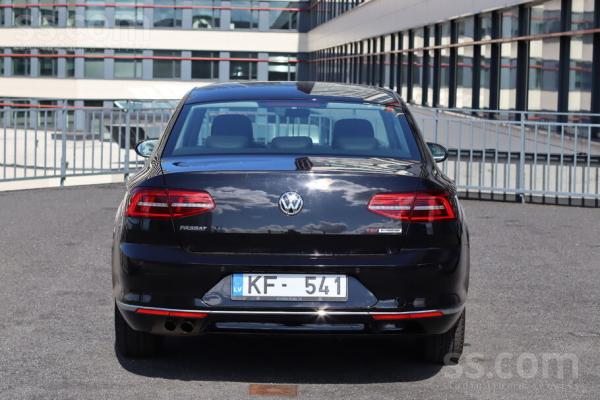Black Volkswagen Passat B8 2015 in Riga, with an engine capacity of 1.80 L and mileage of 203 thousand km for 8790 €, photo 5 on AUTOMOTO.COM.LV