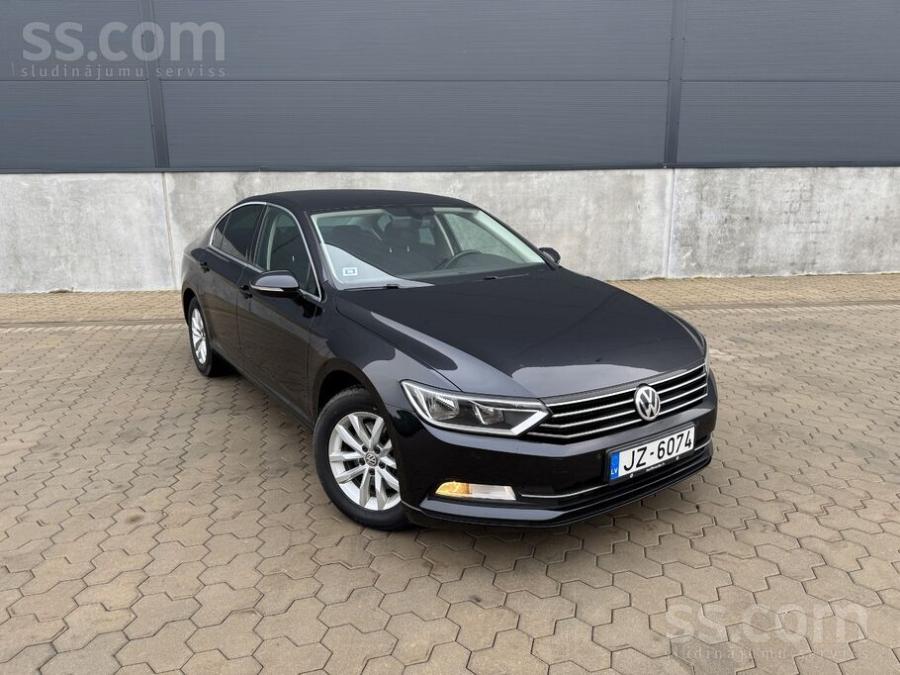Black Volkswagen Passat B8 2015 in Riga, with an engine capacity of 1.40 L and mileage of 141 thousand km for 10500 €, photo 2 on AUTOMOTO.COM.LV