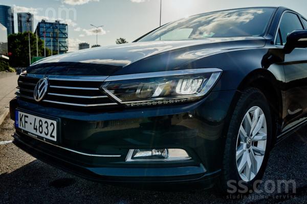 Black Volkswagen Passat B8 2015 in Riga, with an engine capacity of 1.40 L and mileage of 165 thousand km for 10990 €, photo 8 on AUTOMOTO.COM.LV