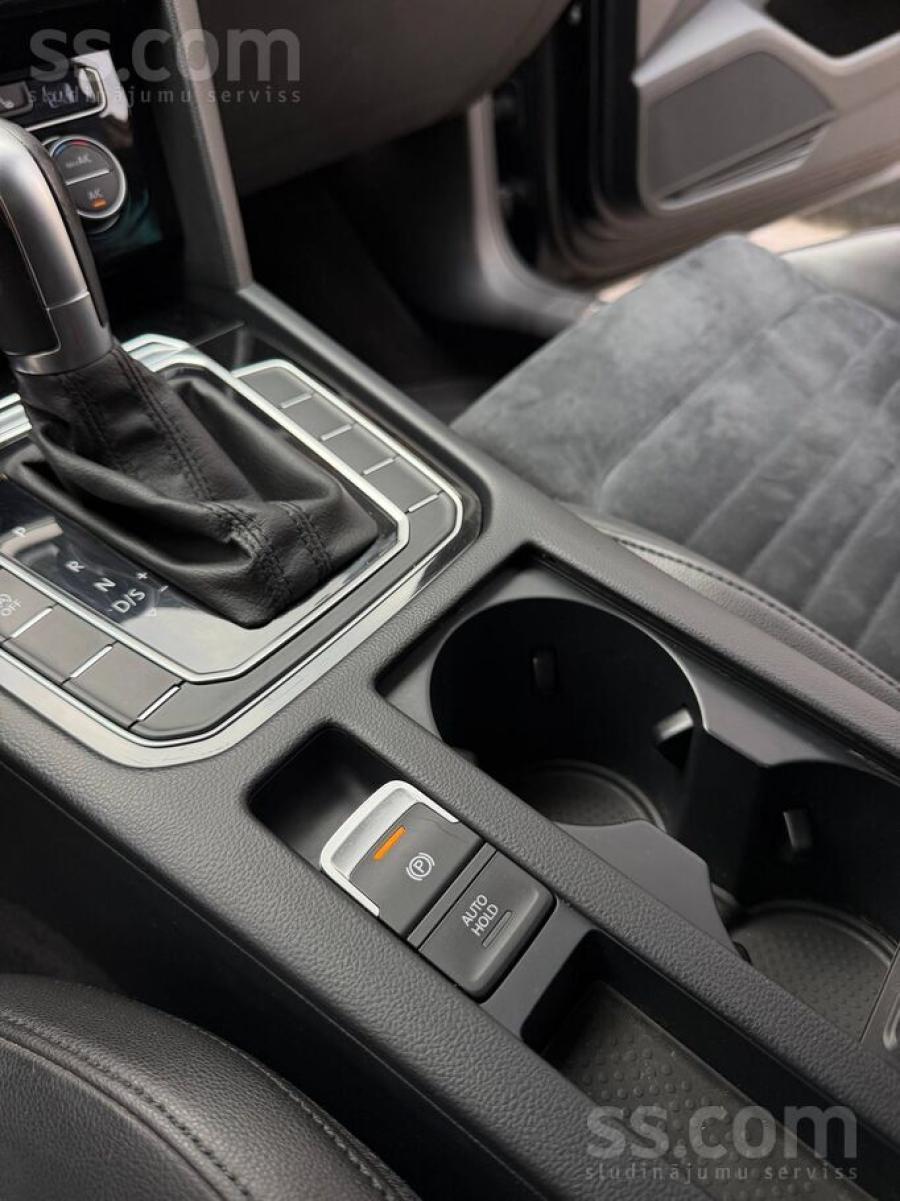 Melns Volkswagen Passat B8 2015 Tallina, ar dzinēja tilpumu 2.00 L un nobraukumu 211 tūkst. km par 11999 €, foto 20 vietnē AUTOMOTO.COM.LV