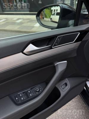 Melns Volkswagen Passat B8 2015 Tallina, ar dzinēja tilpumu 2.00 L un nobraukumu 211 tūkst. km par 11999 €, foto 23 vietnē AUTOMOTO.COM.LV