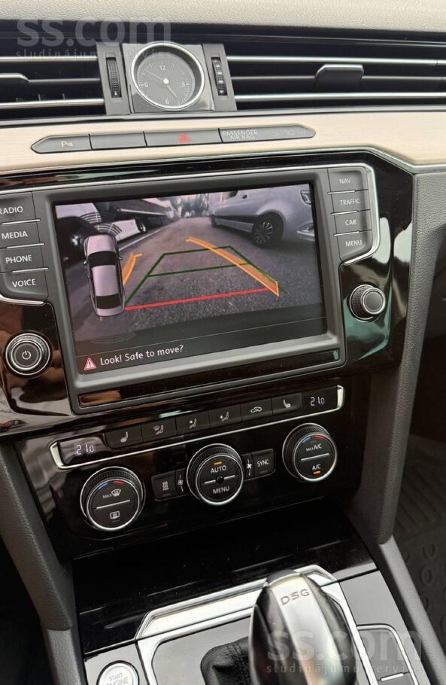Melns Volkswagen Passat B8 2015 Tallina, ar dzinēja tilpumu 2.00 L un nobraukumu 211 tūkst. km par 11999 €, foto 25 vietnē AUTOMOTO.COM.LV
