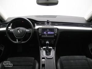 Black Volkswagen Passat B8 2016 in Vilnius, with an engine capacity of 1.40 L and mileage of 155 thousand km for 14399 €, photo 2 on AUTOMOTO.COM.LV